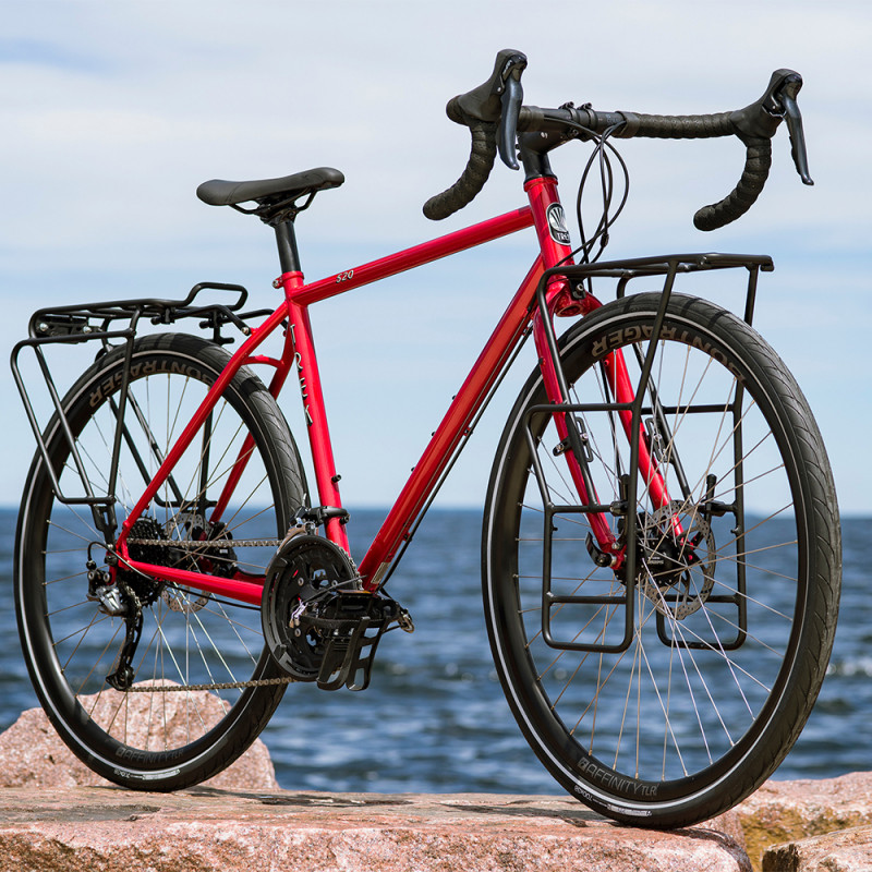 Découvrez les qualités du vélo de randonnée Trek 520 sur Cyclable.com